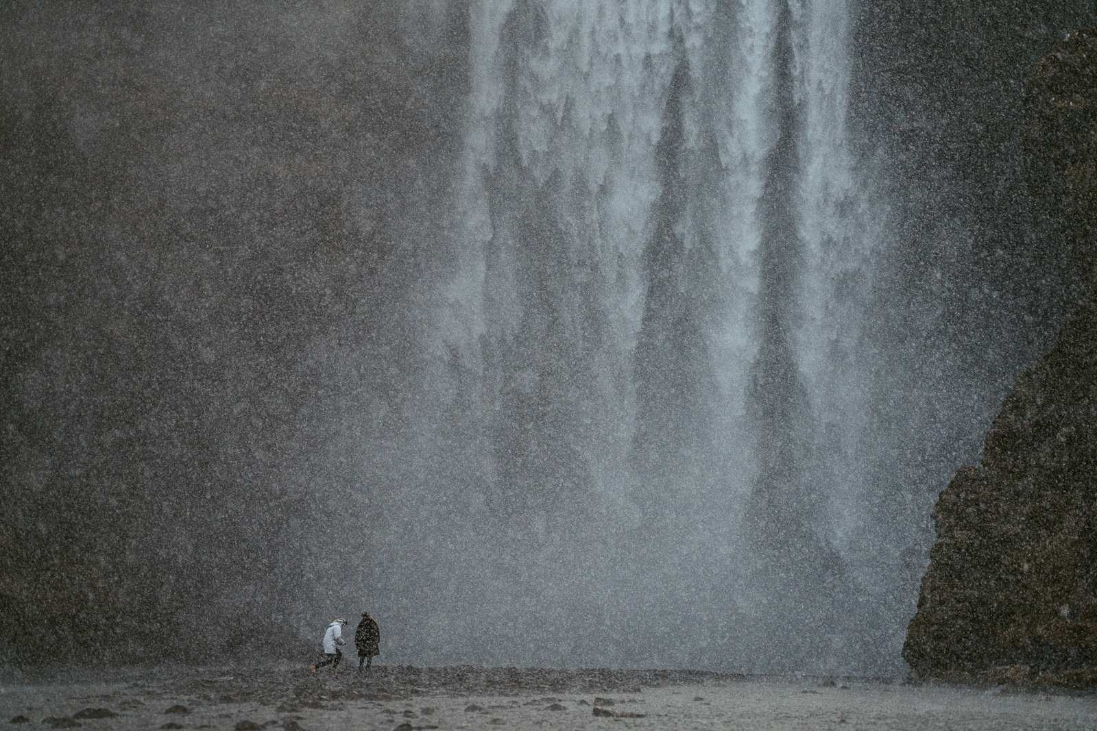 Surprise Proposal at Skogafoss | Romantic Iceland Engagement ...